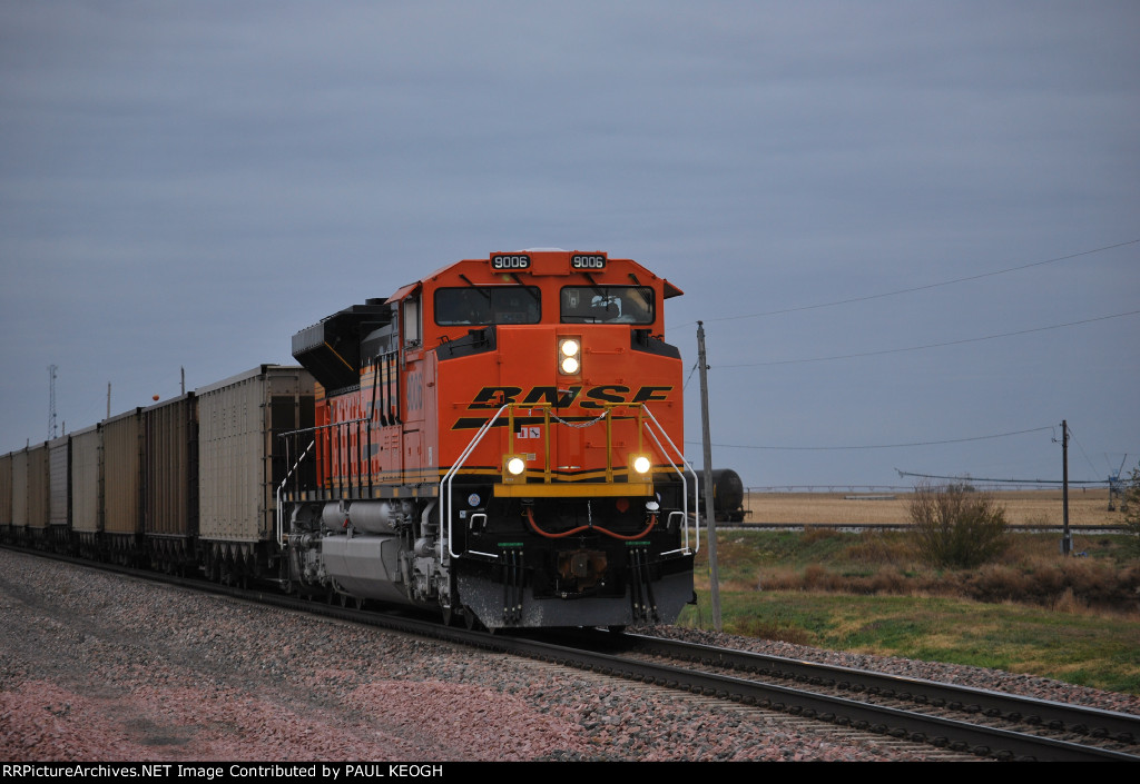 BNSF 9006 rolls northbound just west of Bradshaw, NE with a empty Coal Train.